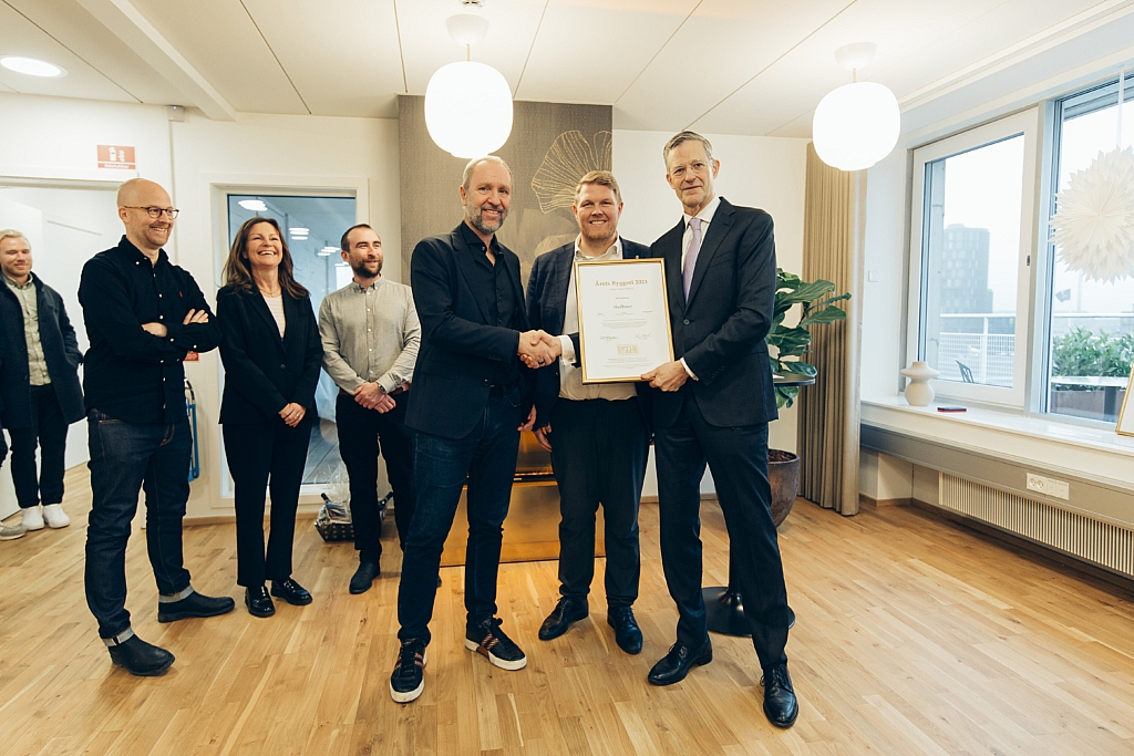 Shellhuset modtager pris - ATP Ejendomme